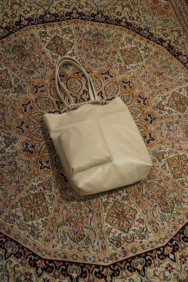 Sagan Vienna (Sagan Vienna) Pazar Book Tote Bag (BEIGE) mail order ...